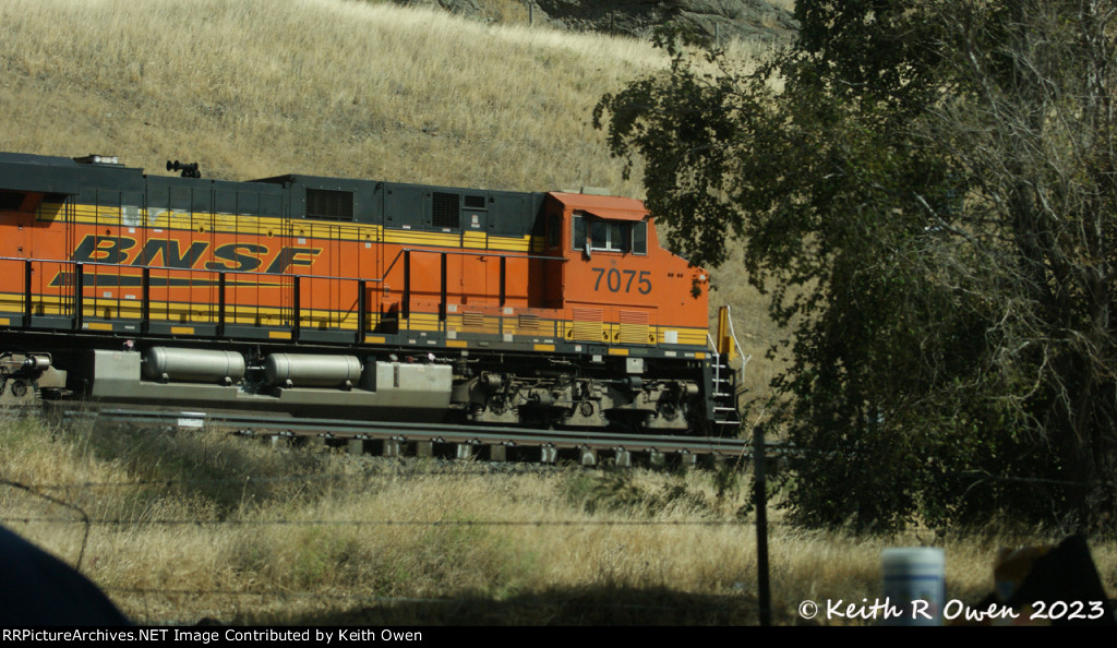 BNSF 7075